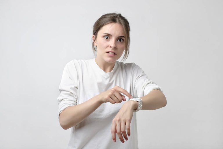 How to calm down at work fast: 7 techniques for recruiters | CleverStaff